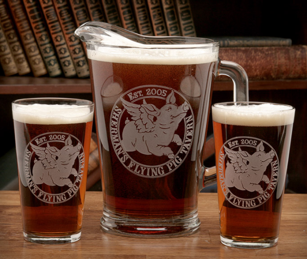 Flying Pig Pub Pitcher Set with Pint Glasses - The Glass Fox